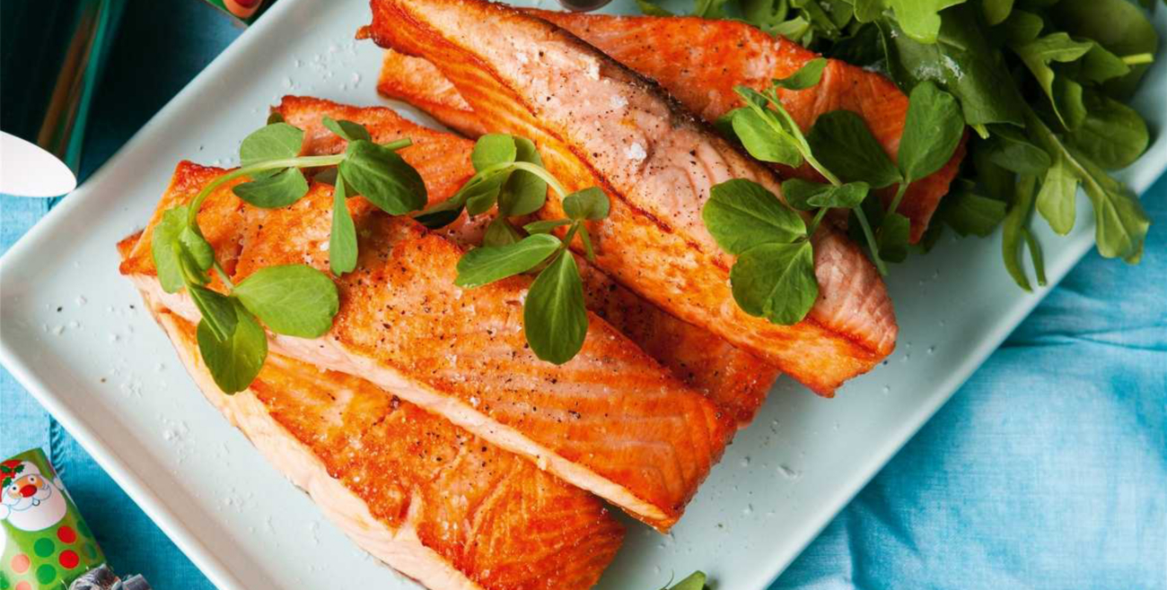 Barbecued Salmon Fillets with Saffron & Garlic Aioli Recipe | Woolworths