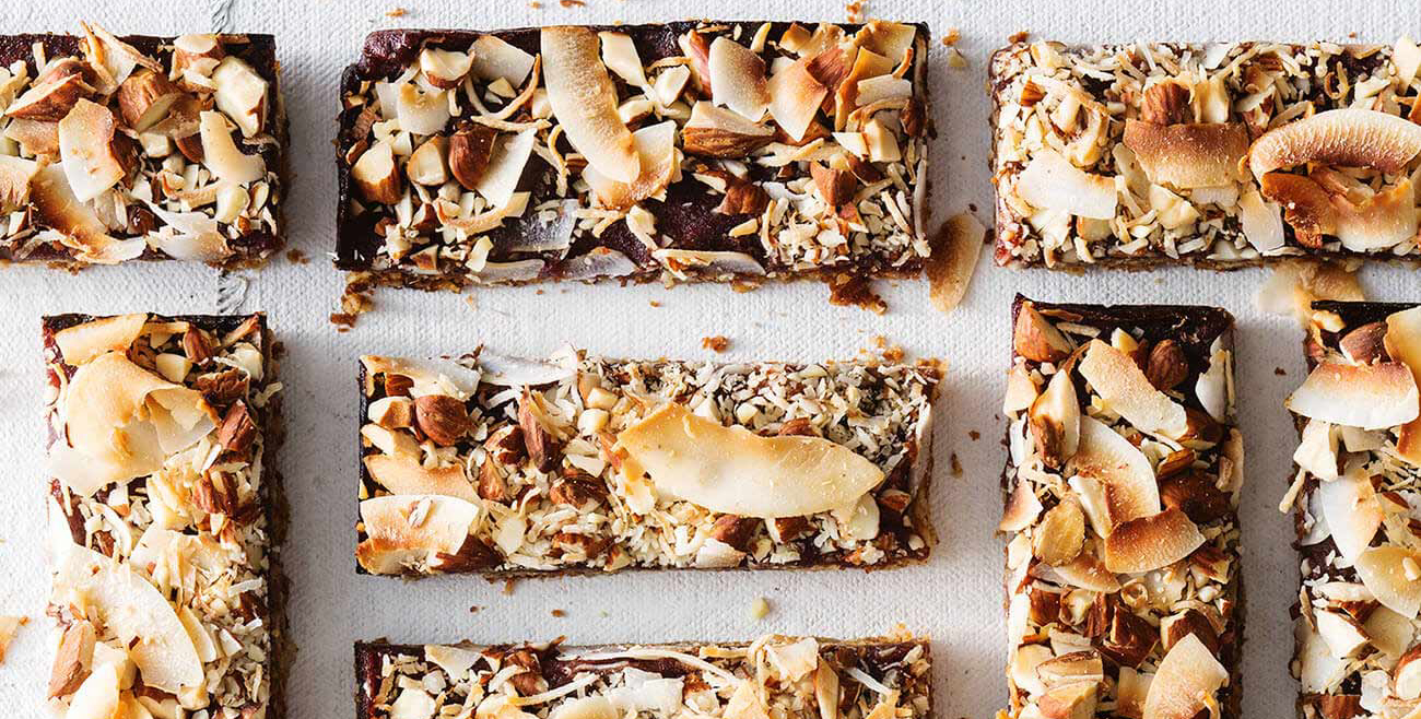 Coco-Date Breakfast Bars Recipe | Woolworths