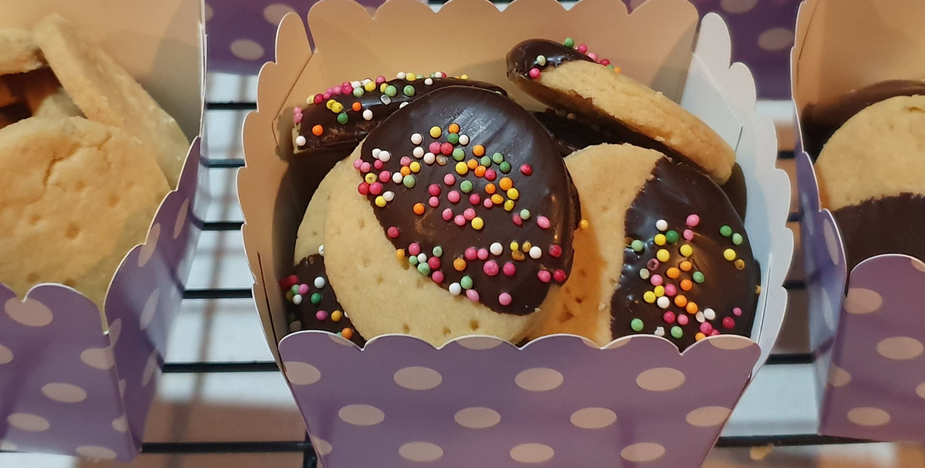 Easy Shortbread Biscuits Recipe | Woolworths